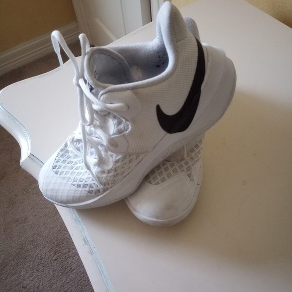 Nike | Shoes | Nike Zoom Hypercourt Sneakers | Poshmark